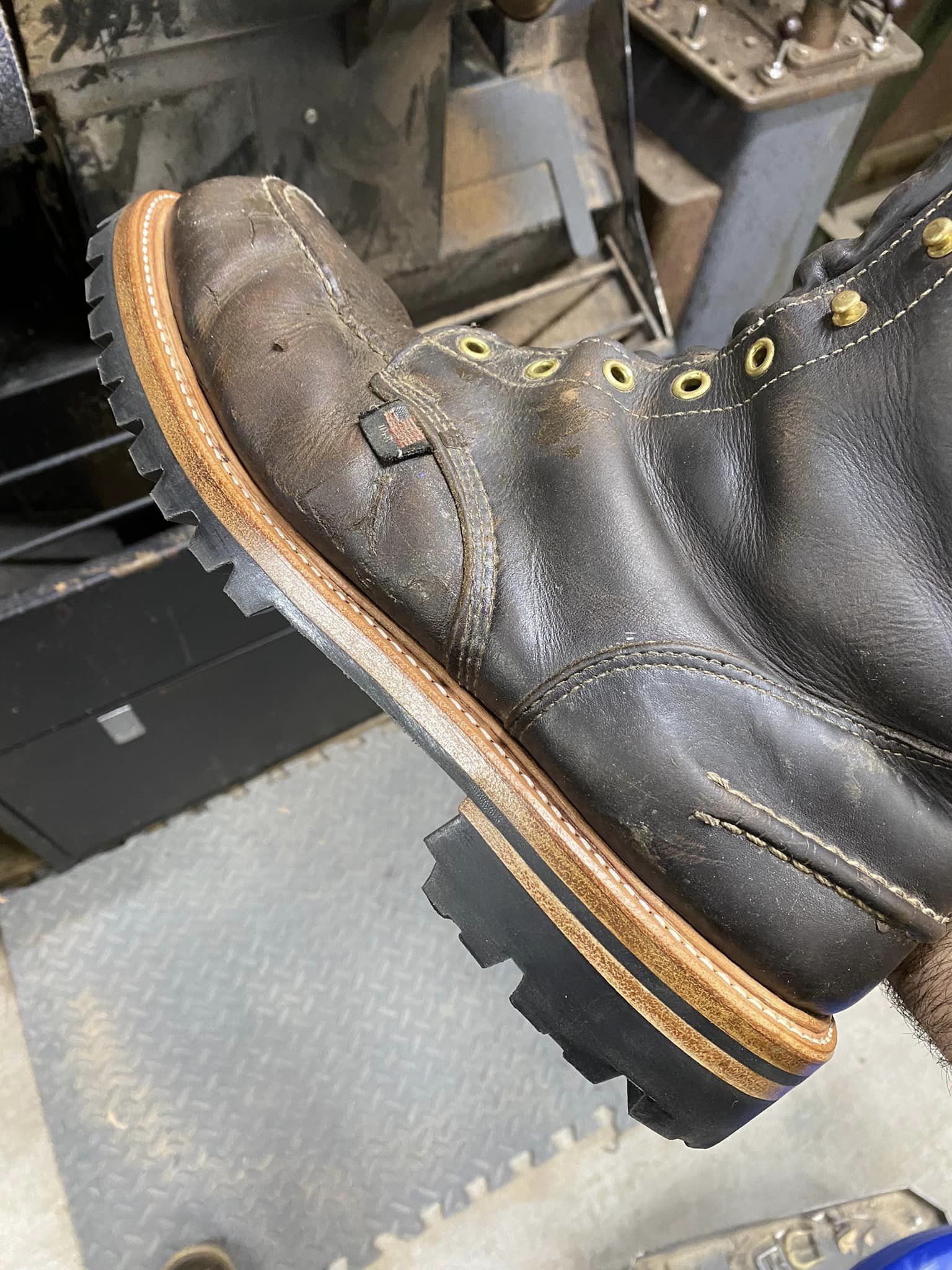 Vibram Rubber Toplift Replacement – Manny’s Boots